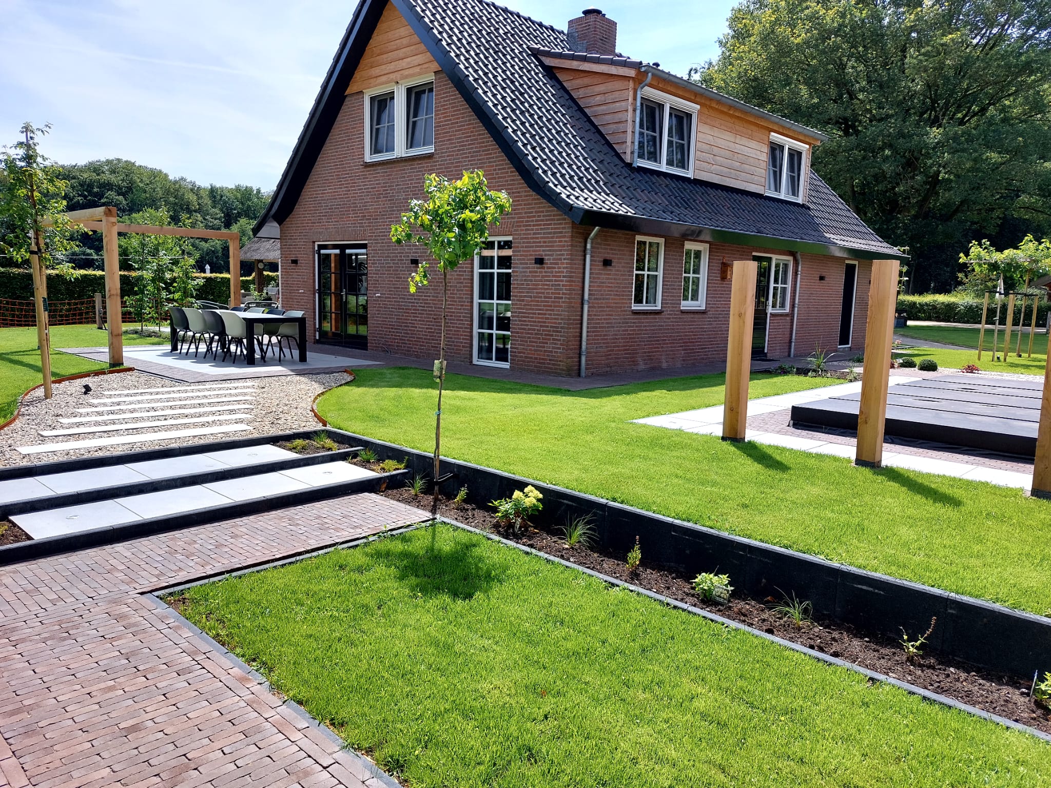 Complete tuinaanleg Wierden